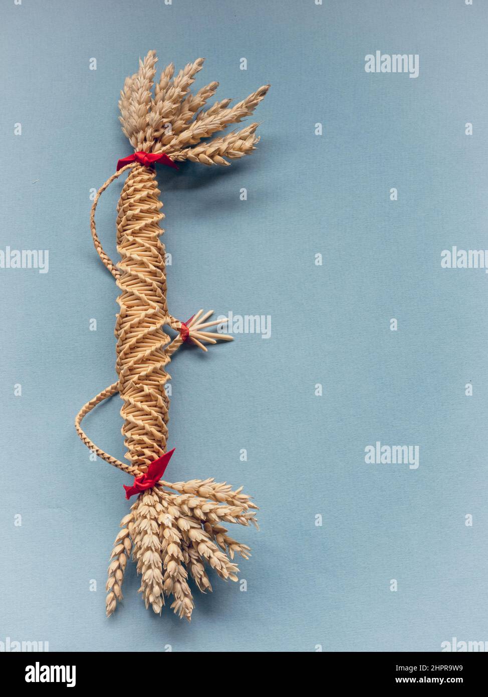 Harvest corn dollies uk hi-res stock photography and images - Alamy