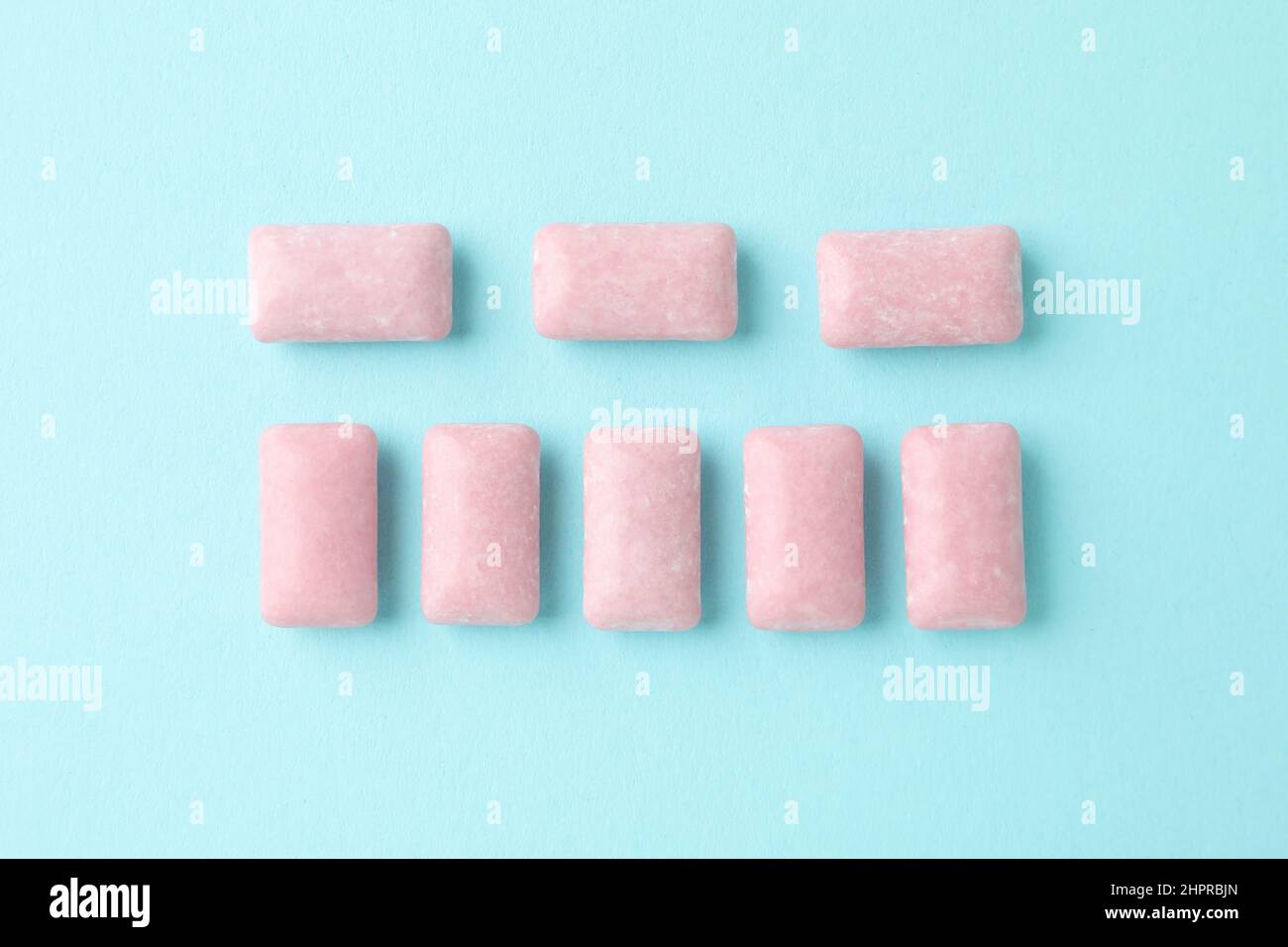 Blue chewing gum hi-res stock photography and images - Alamy
