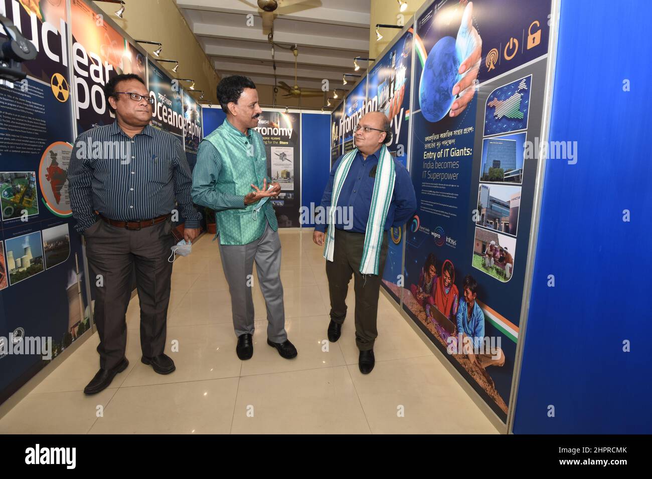 Kolkata, India. 23rd Feb, 2022. Prof. Sumantra Bose (R), Director of ...