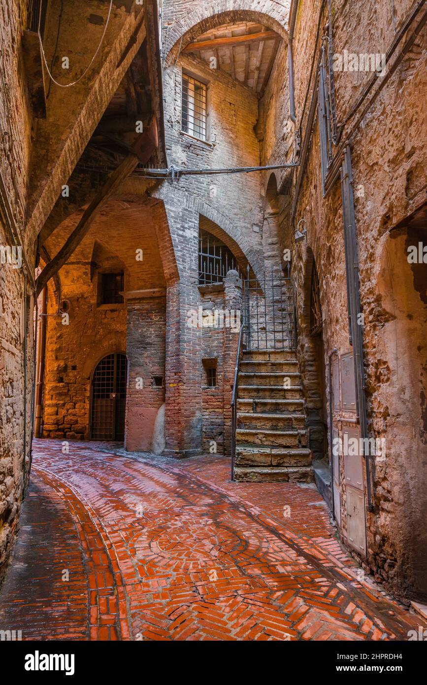 Perugia street umbria italy hi-res stock photography and images - Alamy