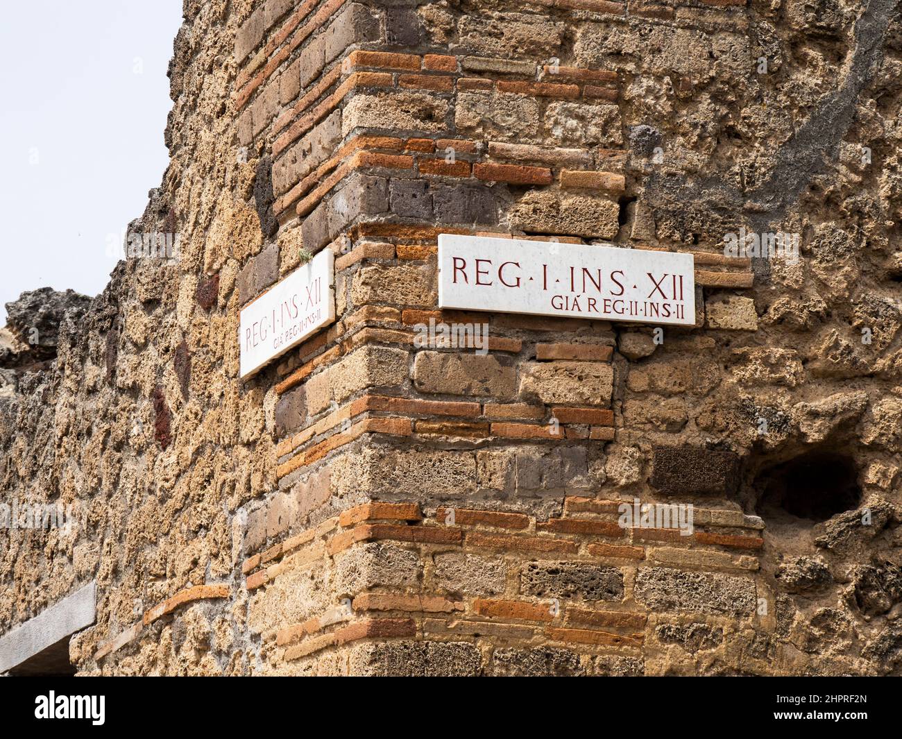 Pompeii archeological park hi-res stock photography and images - Alamy
