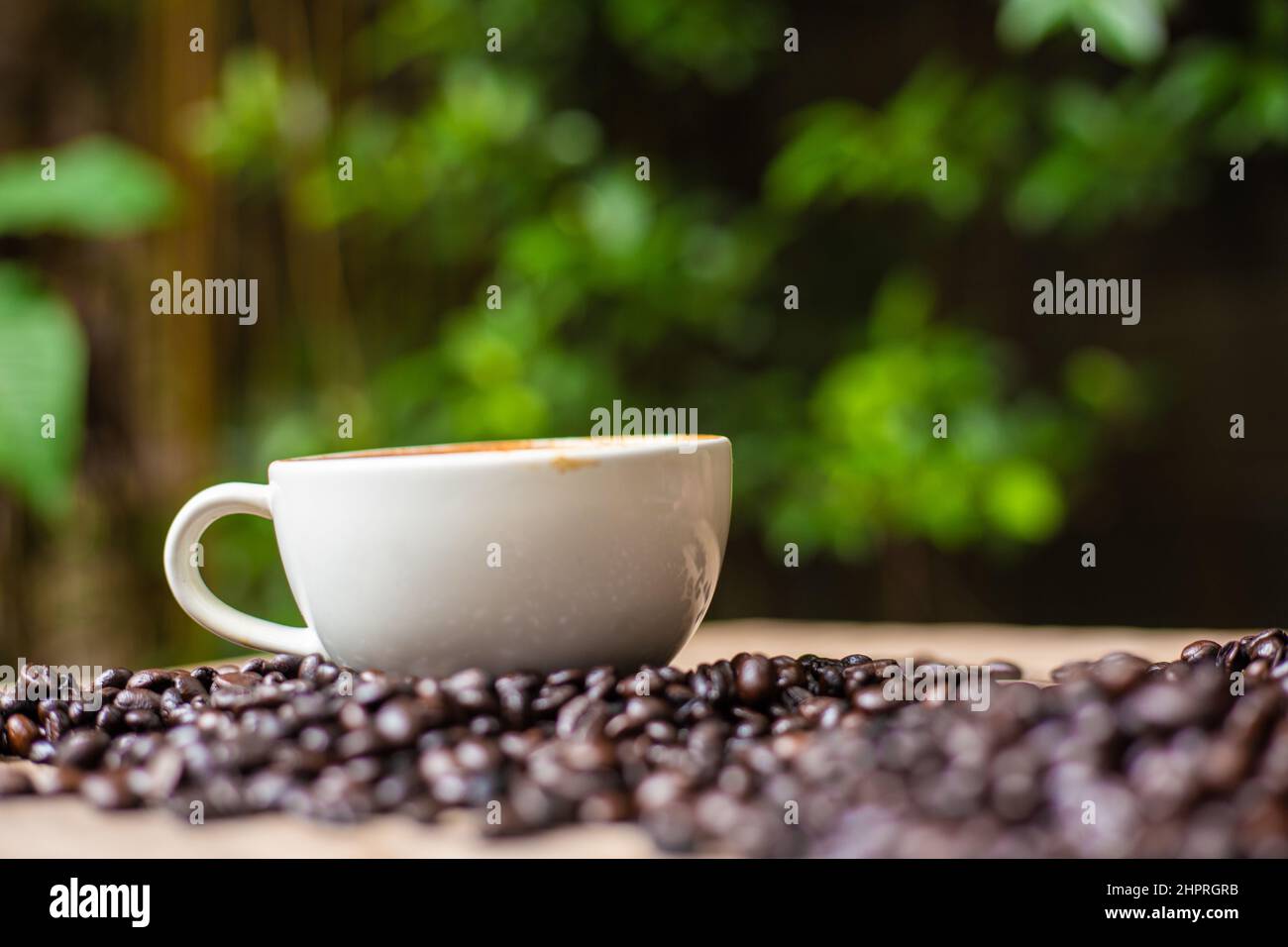 Latte art aroma coffee with arabica roasted bean beverage industry ...