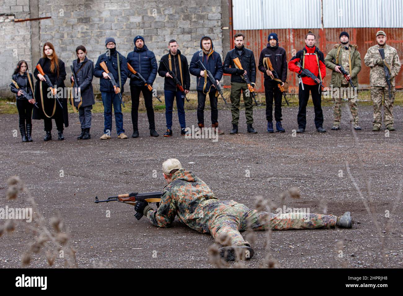 Prone shooting training hi-res stock photography and images - Alamy
