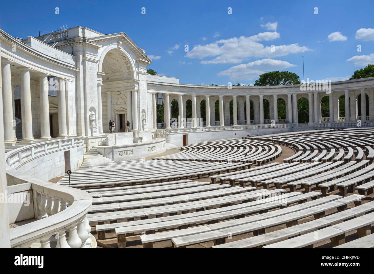 View of the Arlington Memorial Amphitheater in Arlington Stock Photo ...