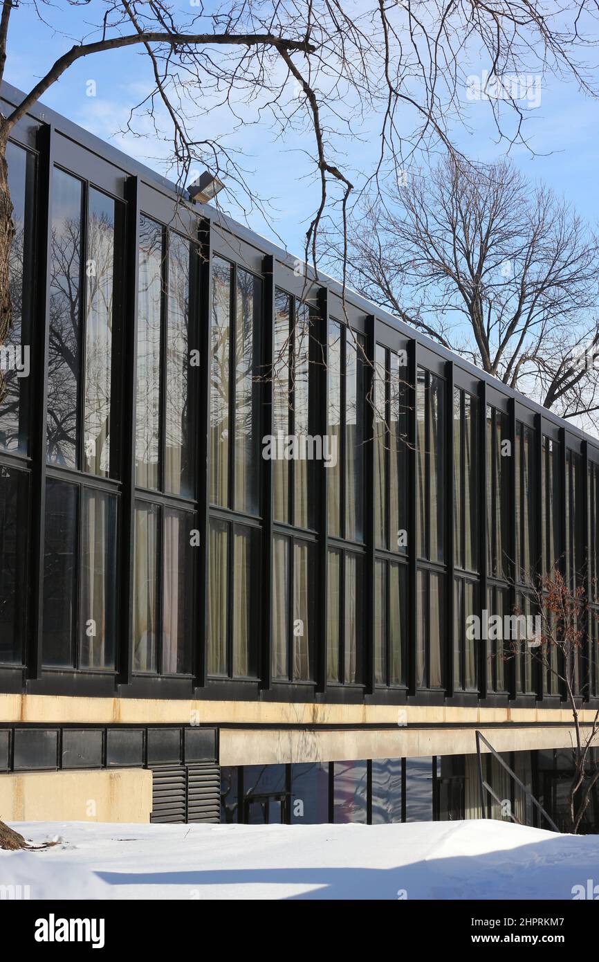 A simplistic minimalist view of Mies van der Rohe's Hermann Hall on the ...