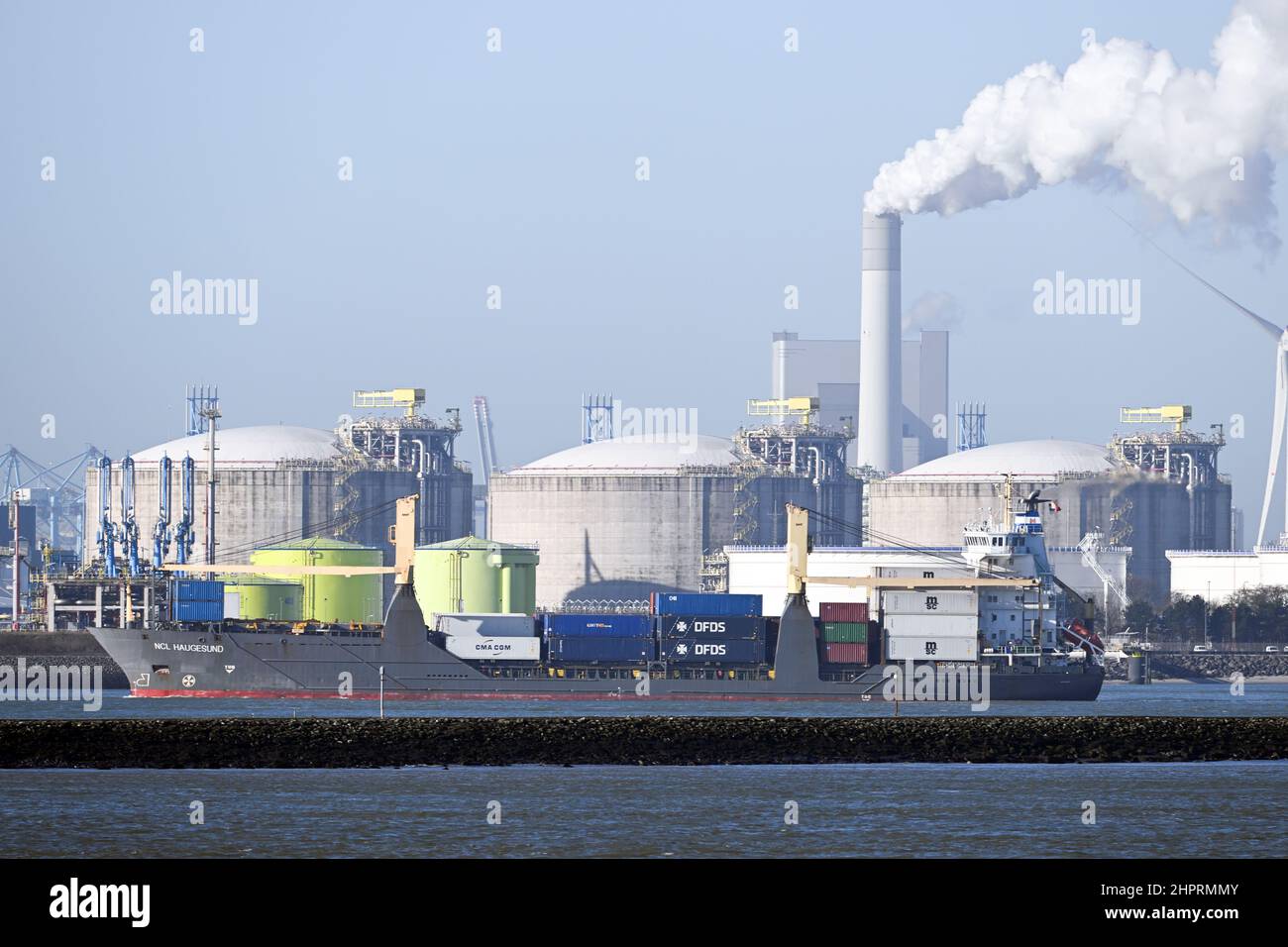 Rotterdam, Netherlands. 23rd Feb, 2022. Ships pull into the port of ...
