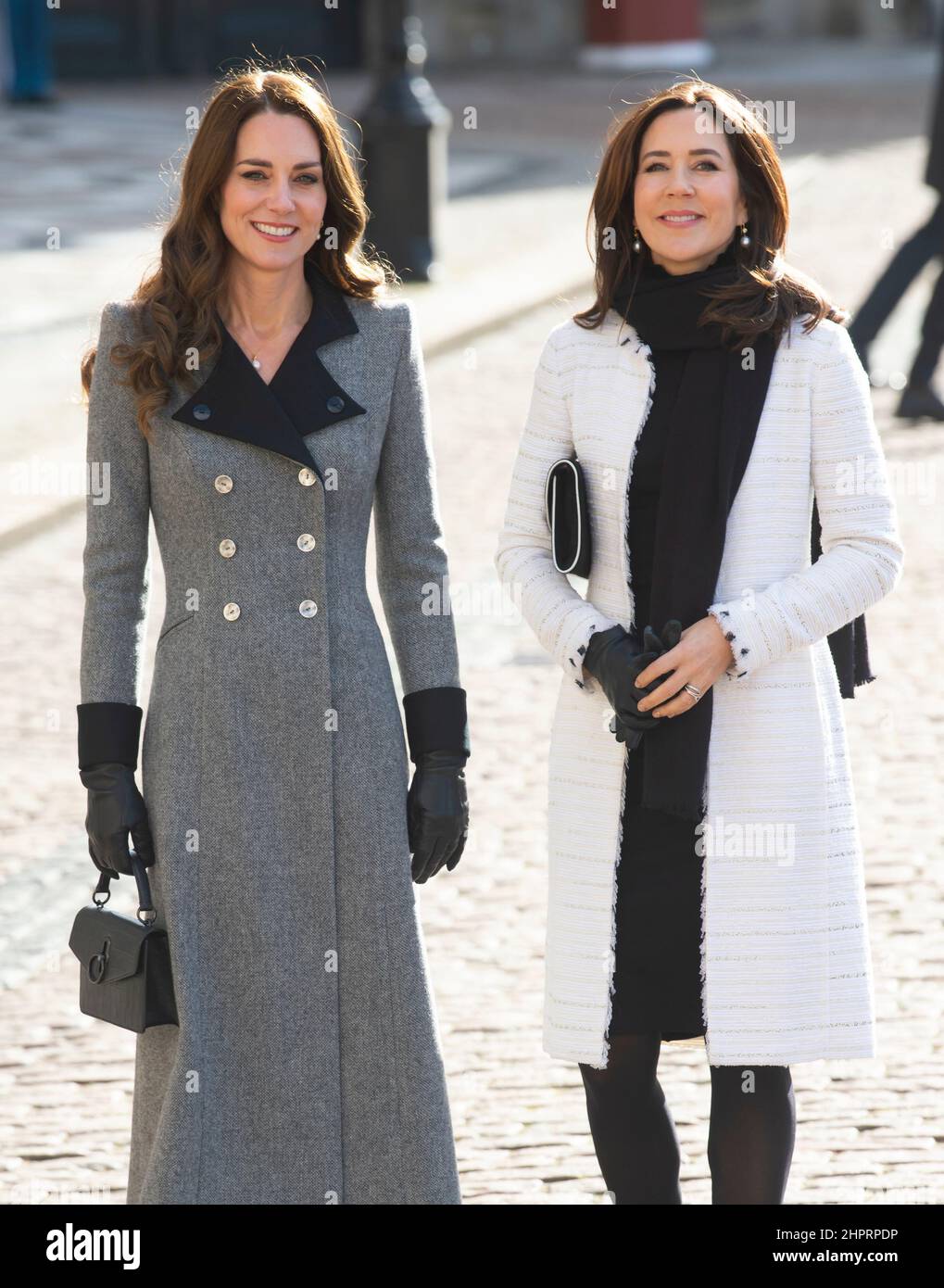 Princess mary kate middleton crown hi-res stock photography and images ...