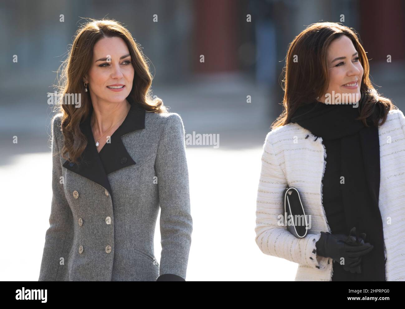 Princess mary kate middleton crown hi-res stock photography and images ...