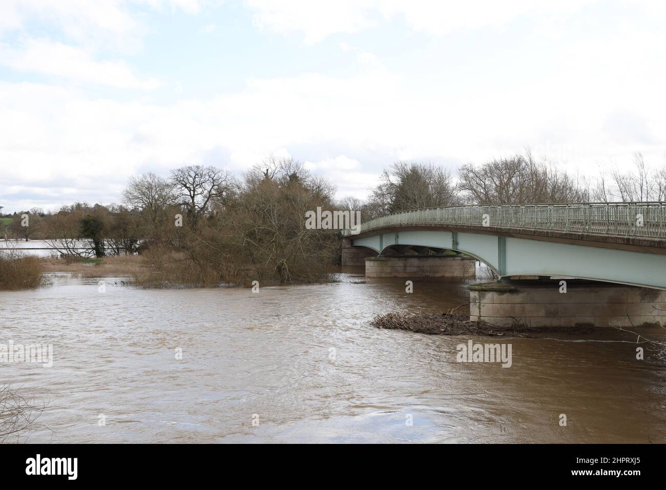 The River Severn in flood at Haw Bridge, Tirley, Gloucestershire ...