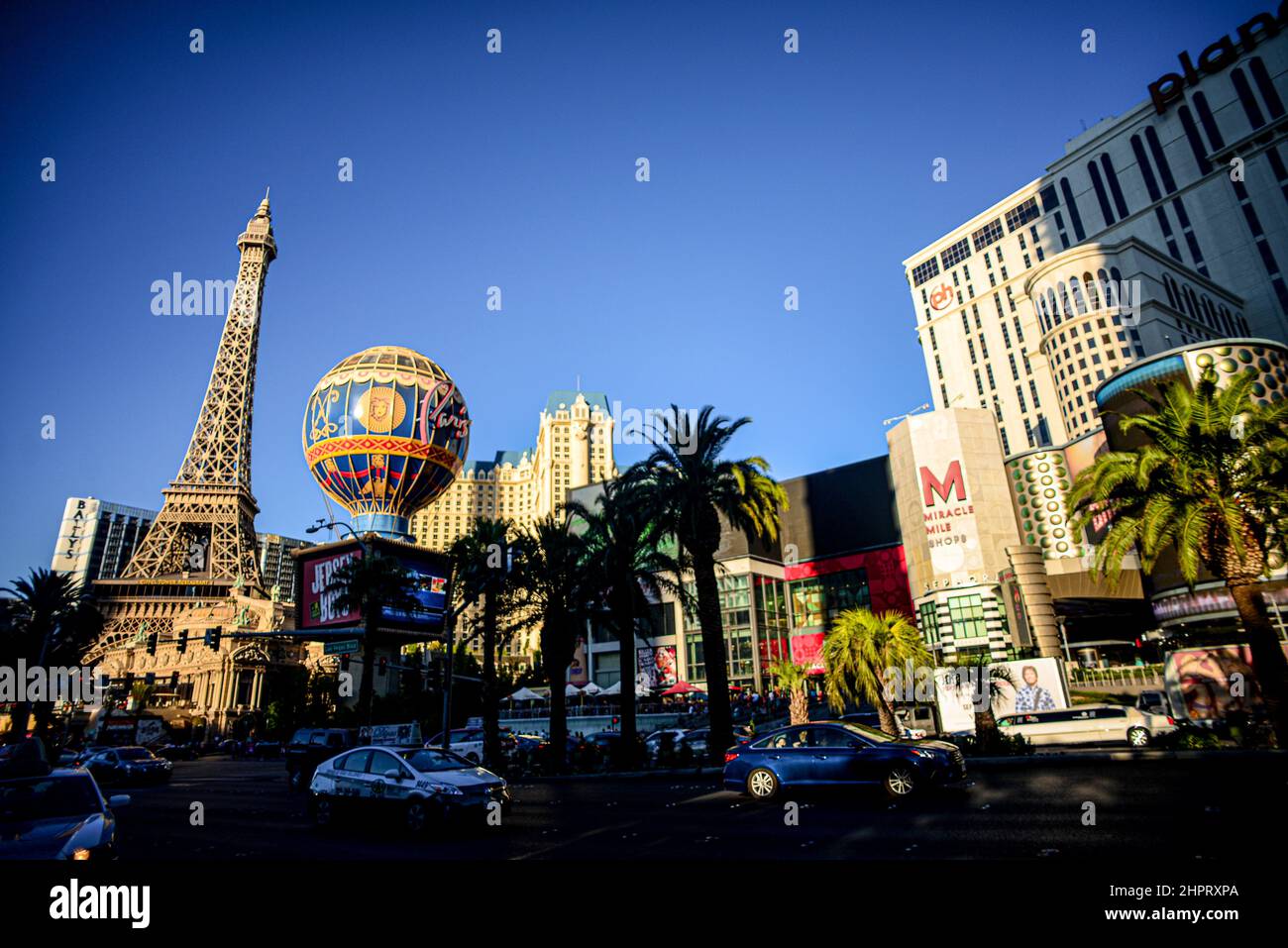 Cityscape of Las Vegas with Eiffel Tower replica Stock Photo - Alamy