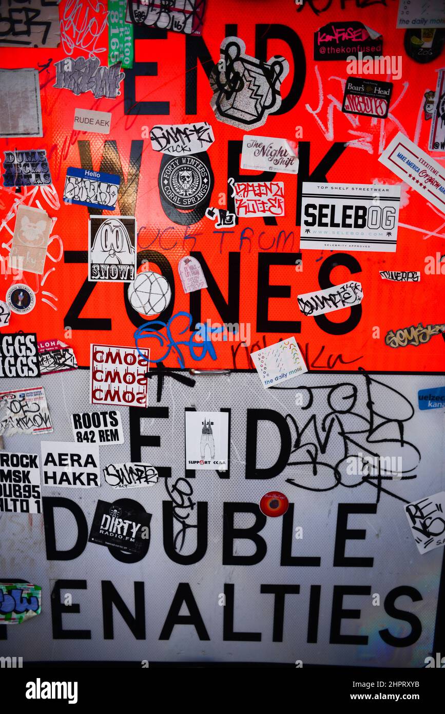 End work zones hi-res stock photography and images - Alamy