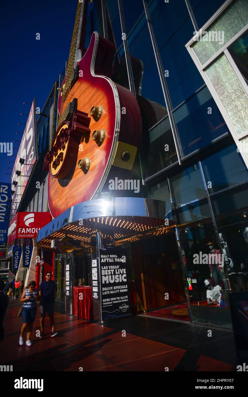Hard rock cafe facade in hi-res stock photography and images - Alamy