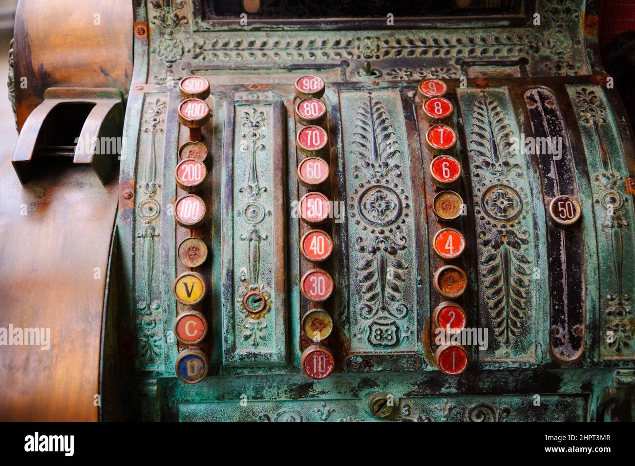 Antique rusty cash register. Business concept Stock Photo - Alamy