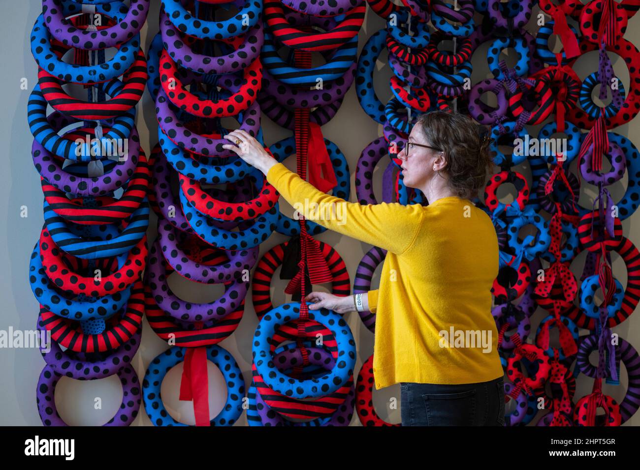 London crafts council gallery hi-res stock photography and images - Alamy