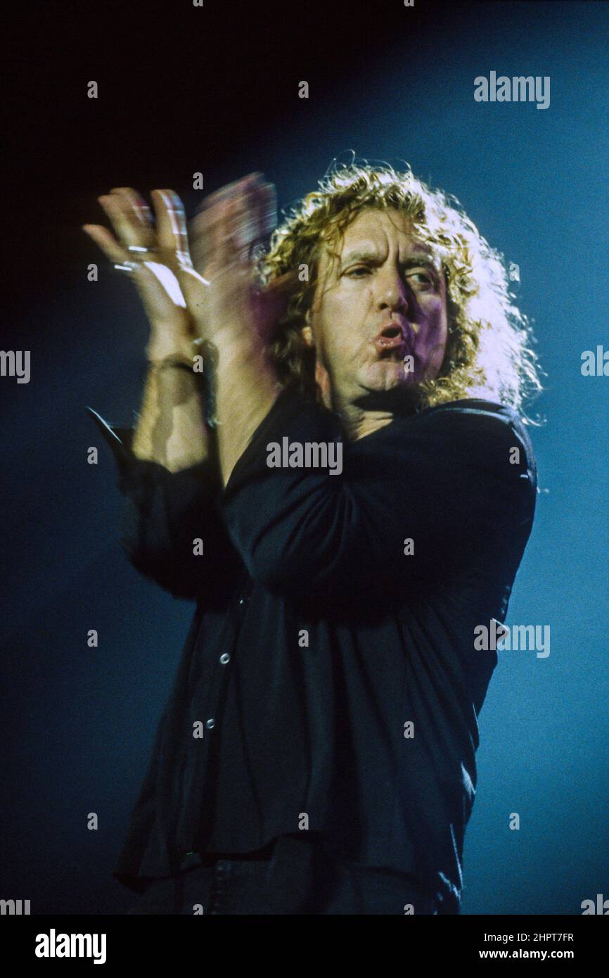 Jimmy page and robert plant hi-res stock photography and images - Alamy