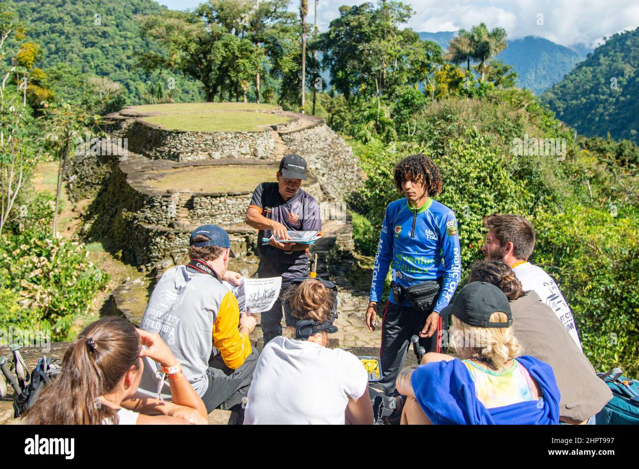 A tour guide talking to a group about the Lost City/Ciudad Perdida in ...