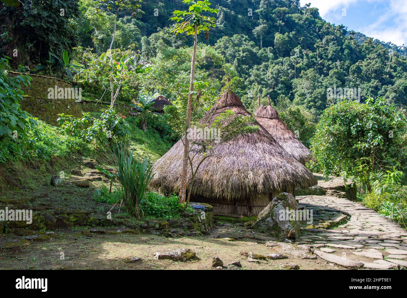 Indigenous community colombia hi-res stock photography and images - Alamy