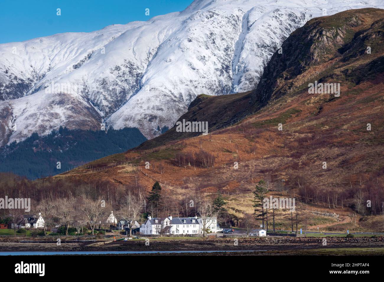 Five sisters lodge hi-res stock photography and images - Alamy