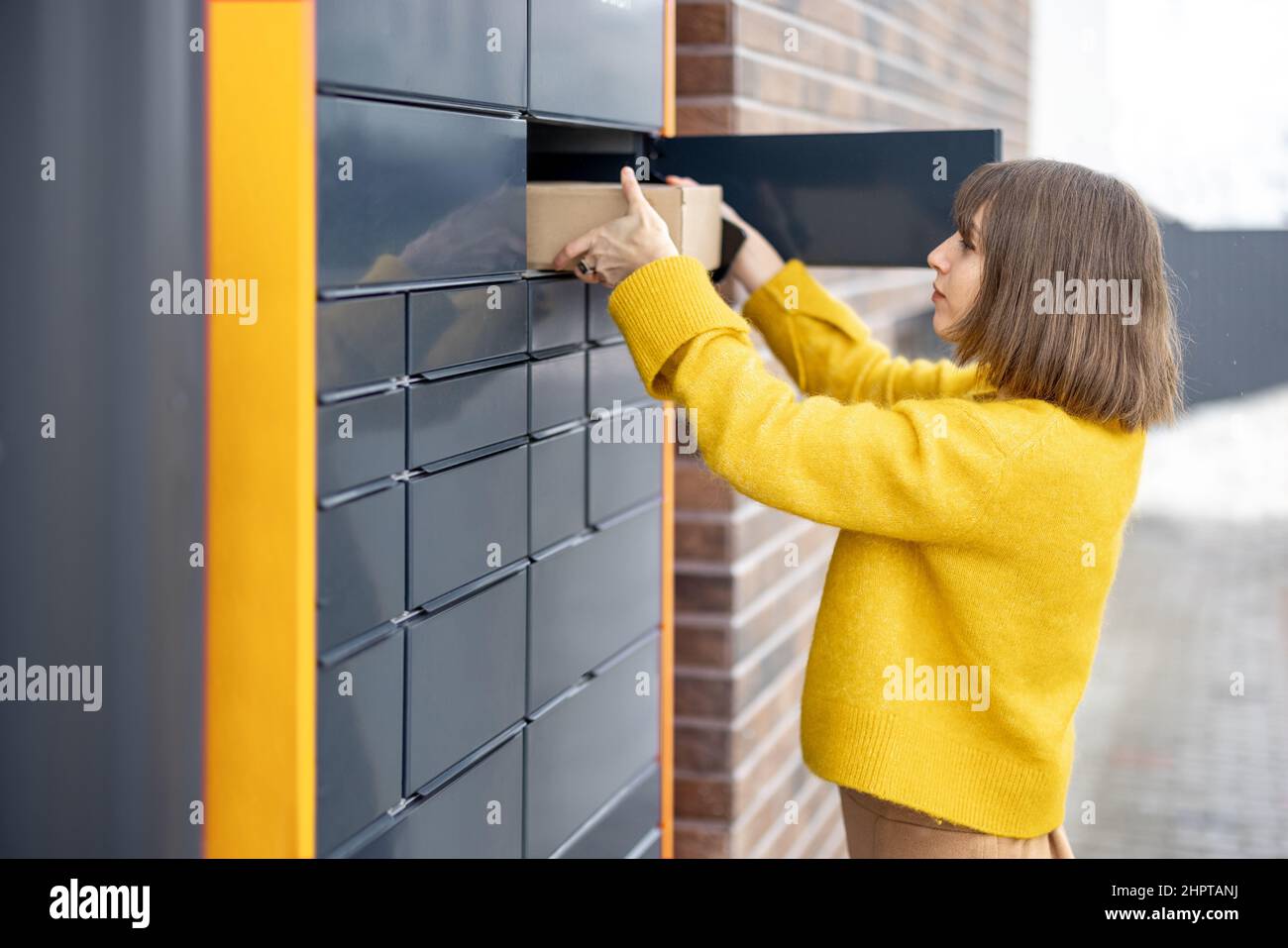 Automatic post terminal hi-res stock photography and images - Alamy