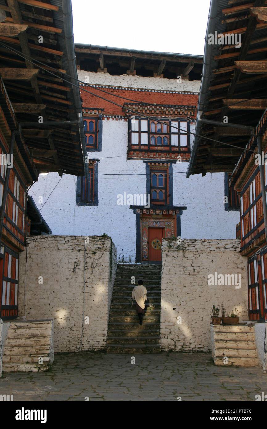 Jakar temple and dzong hi-res stock photography and images - Alamy