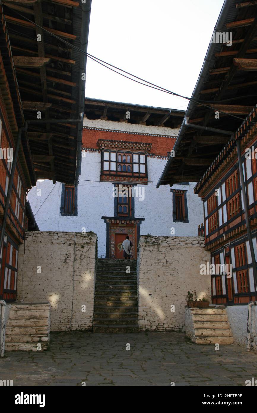 Jakar temple and dzong hi-res stock photography and images - Alamy