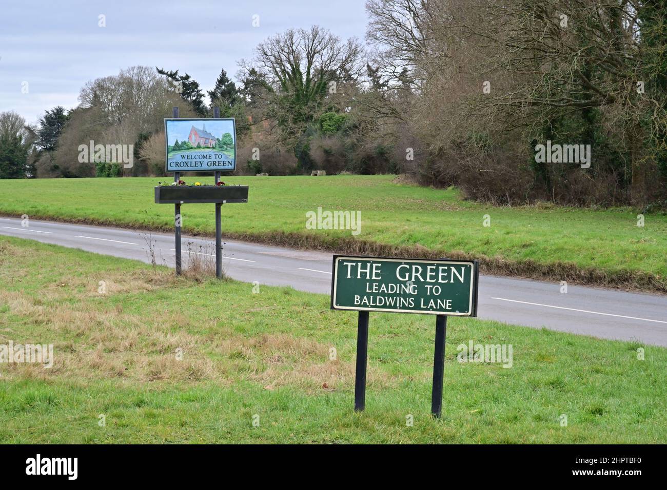 Croxley Green Village welcome signs Stock Photo - Alamy