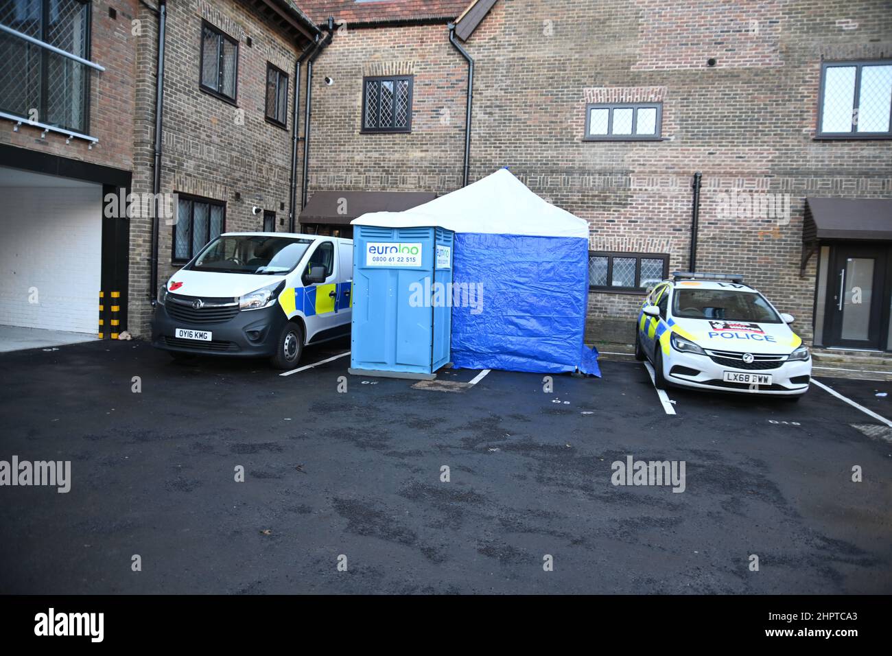 Crime scene tent hi-res stock photography and images - Alamy