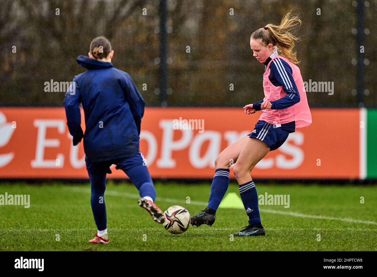 Rotterdam, The Netherlands. 22 February 2022, Rotterdam - (l-r) Robine ...