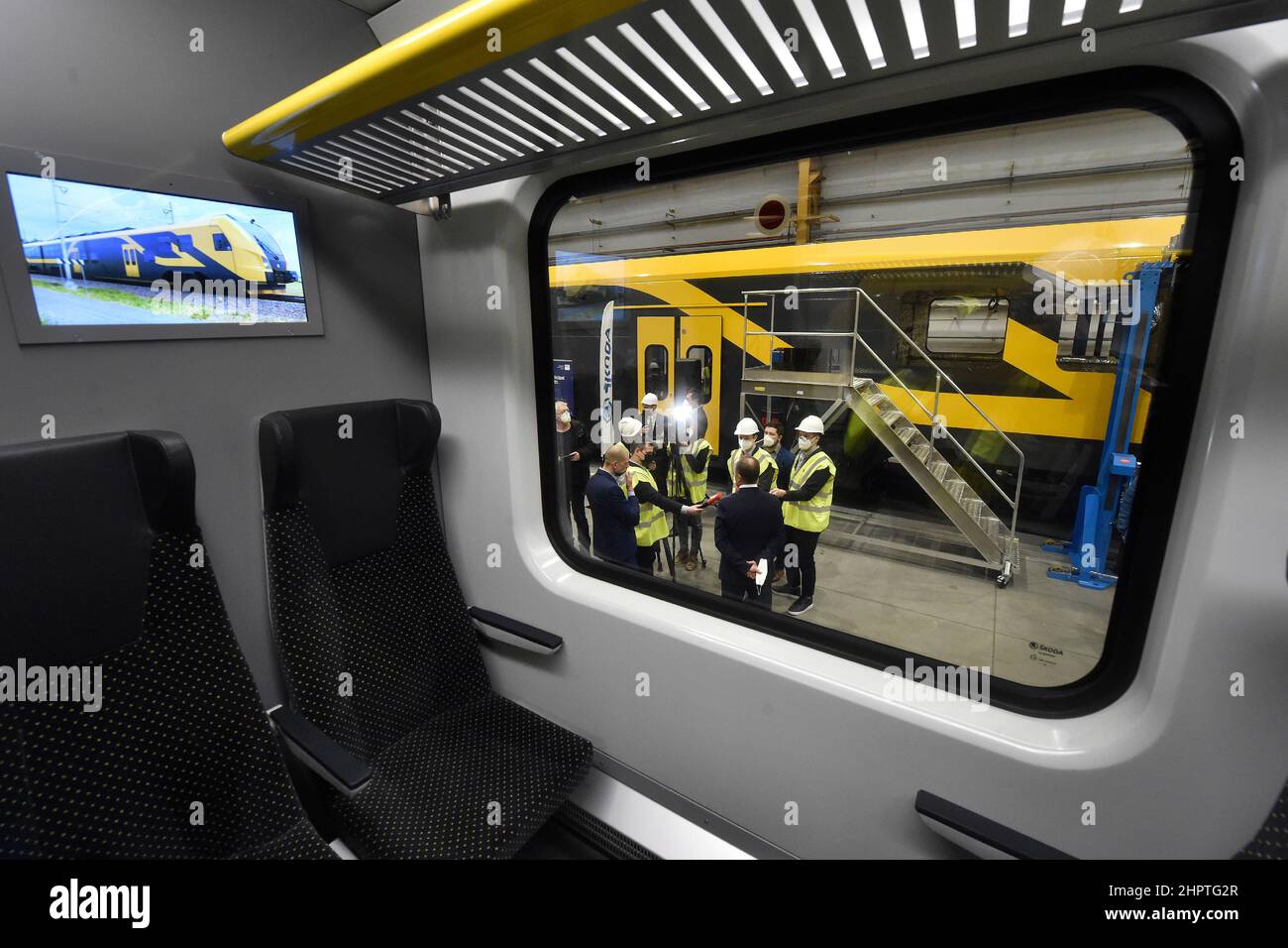 Railways pasazieru vilciens hi-res stock photography and images - Alamy