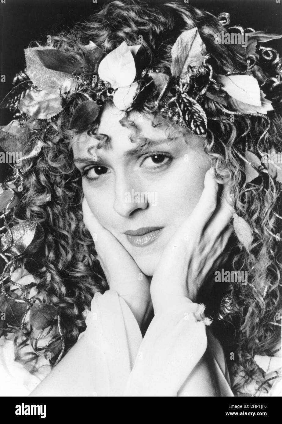 Los Angeles.CA.USA. Bernadette Peters in (C) Orion Pictures film, Alice ...
