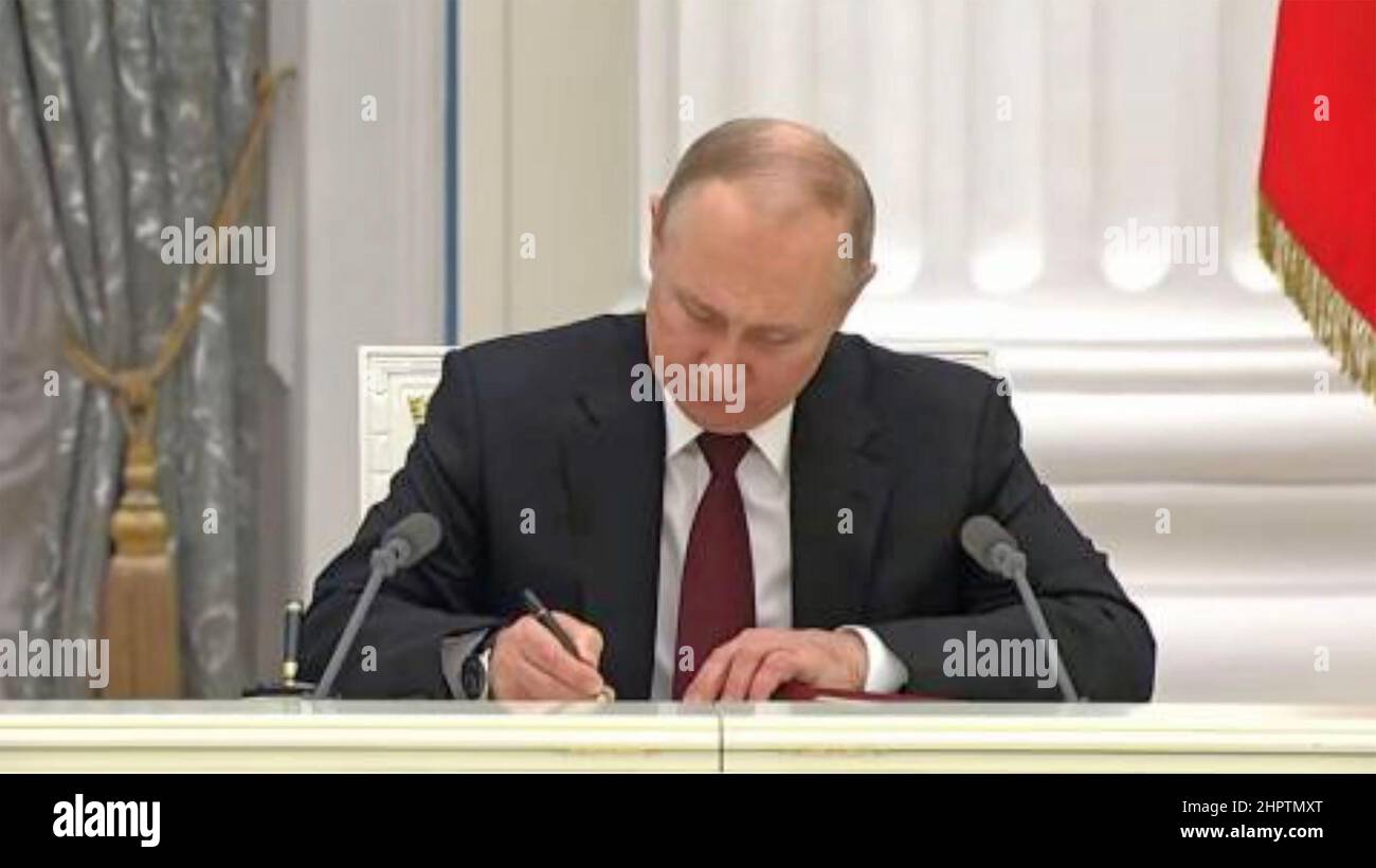 Russian signs hi-res stock photography and images - Alamy