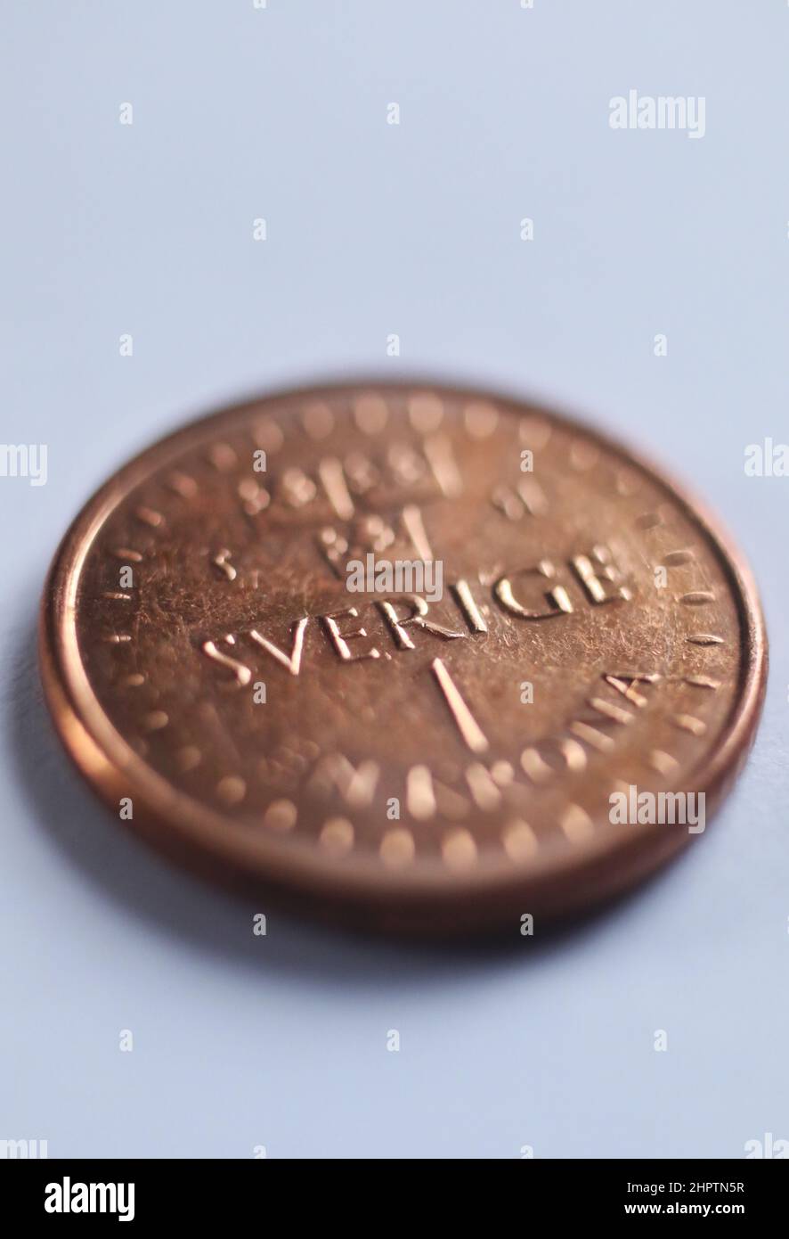 Swedish coins. In the picture: One Swedish krona Stock Photo - Alamy