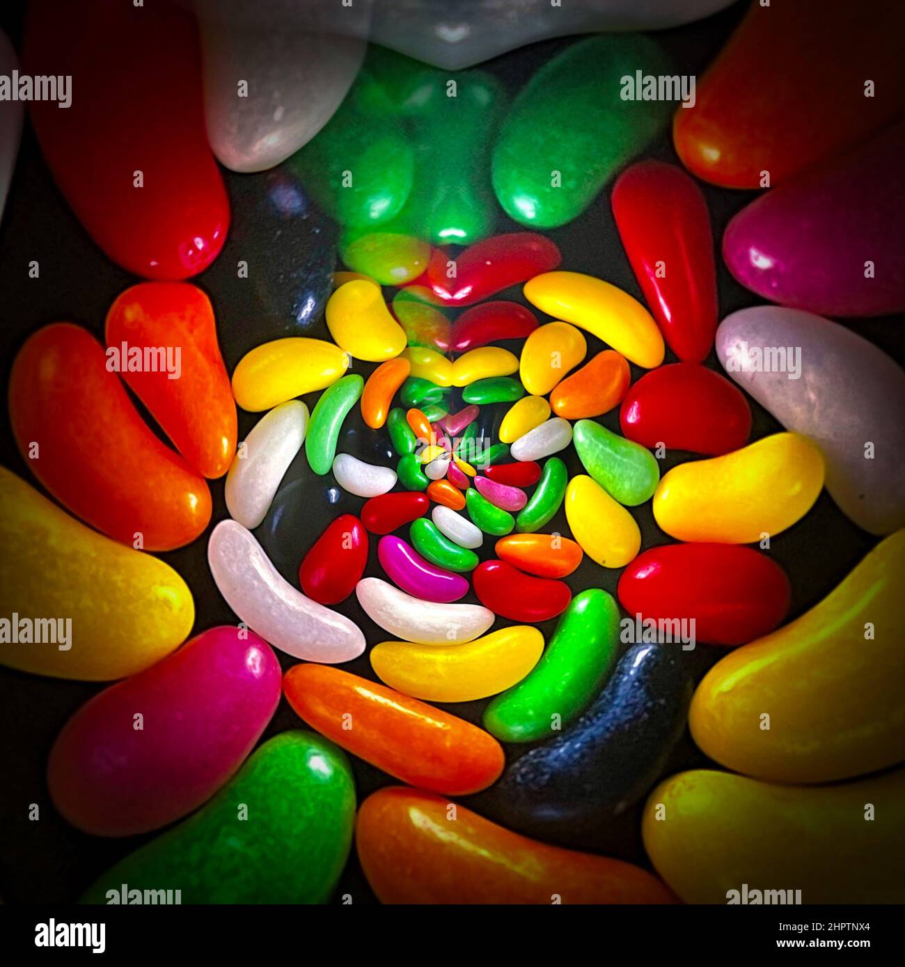 Tiny beans hi-res stock photography and images - Alamy