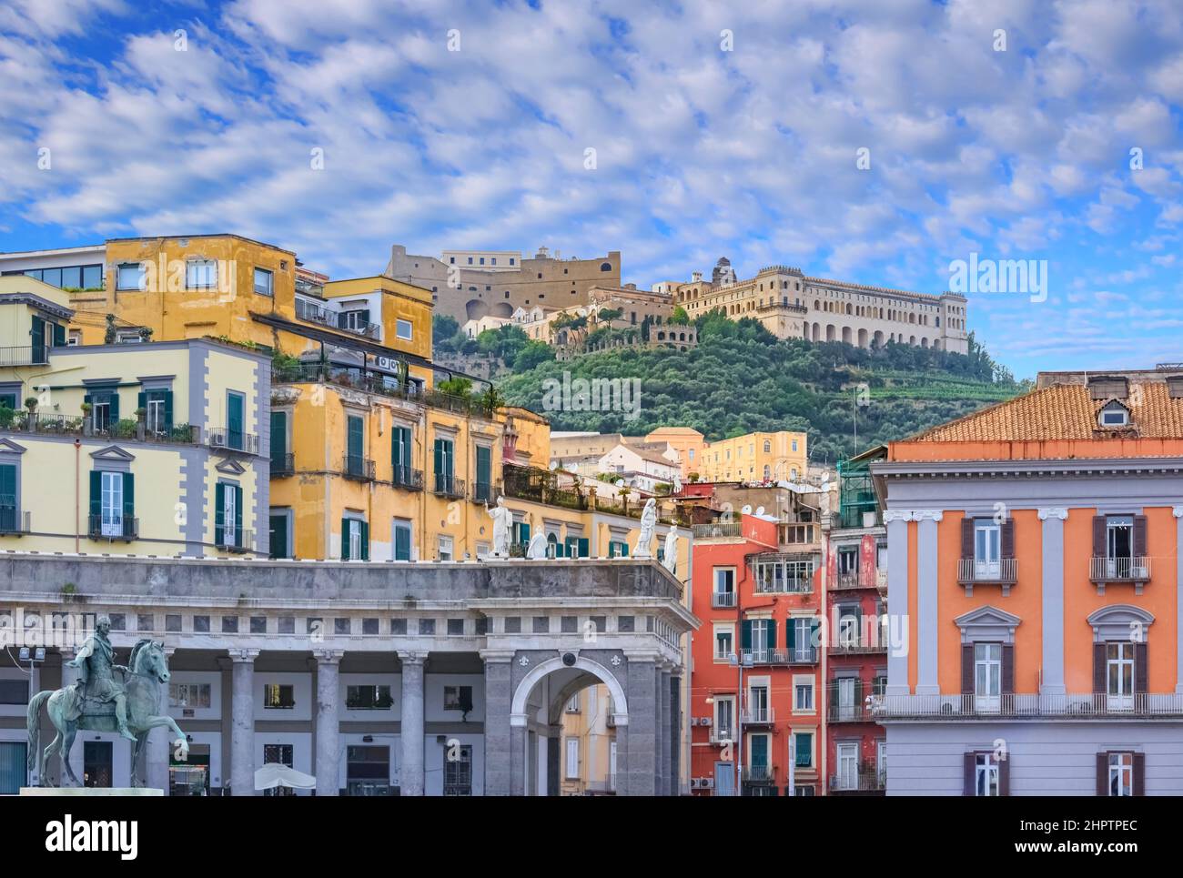 Italy naples historic street hi-res stock photography and images - Alamy