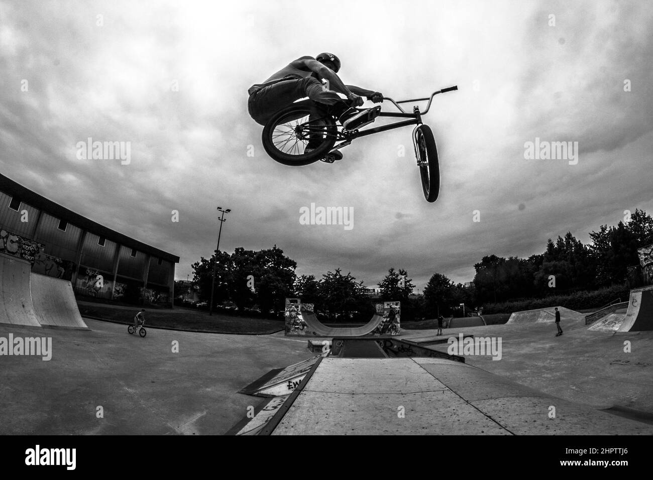 Sports Bikes Stunts Wallpapers