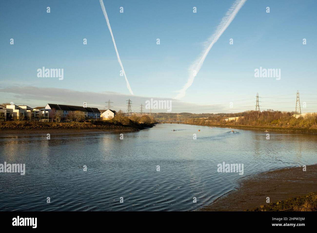 Blaydon on Tyne UK: 30th Jan 2022: Rowers on the River Tyne on a early ...