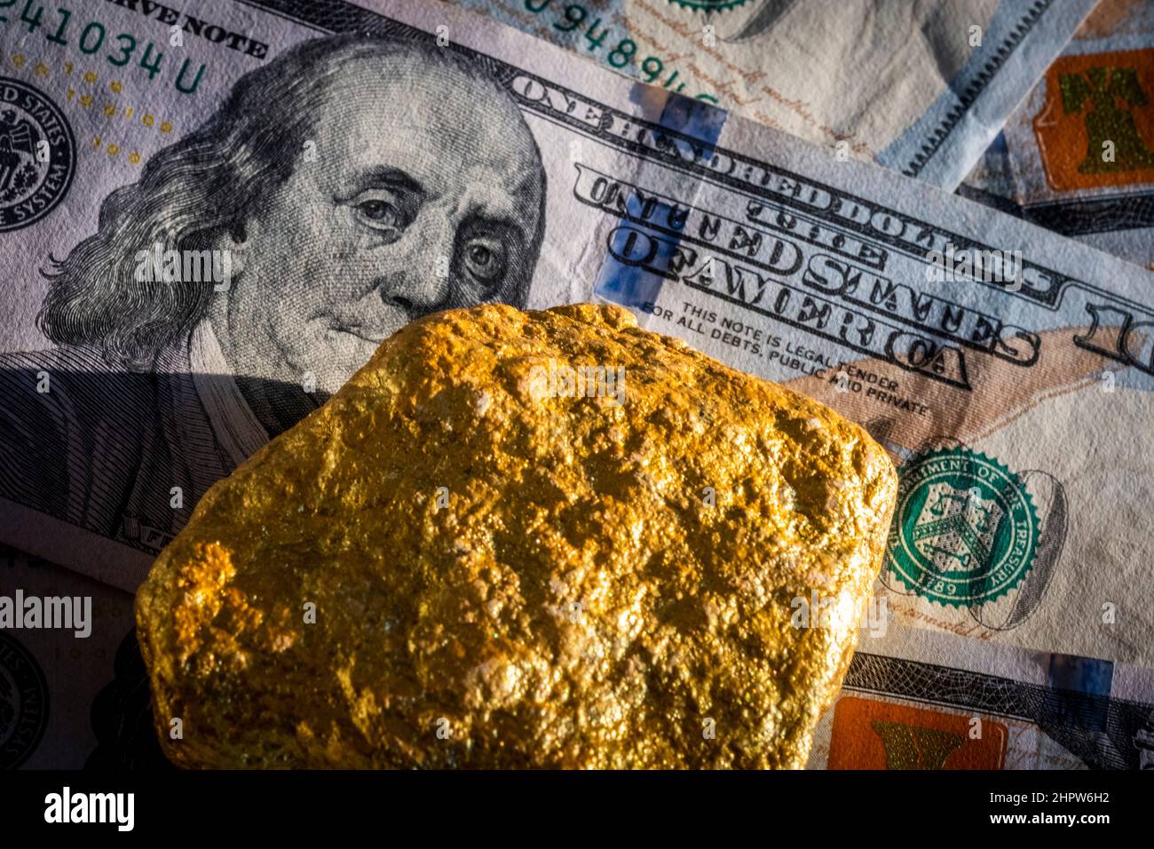 Pure gold hi-res stock photography and images - Alamy