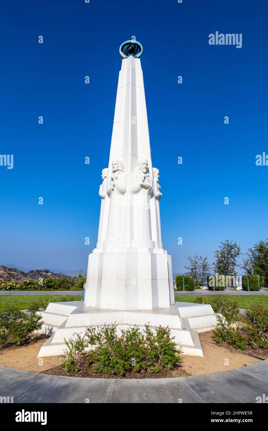 Astronomers monument at the Griffith Observatory in Los Angeles ...