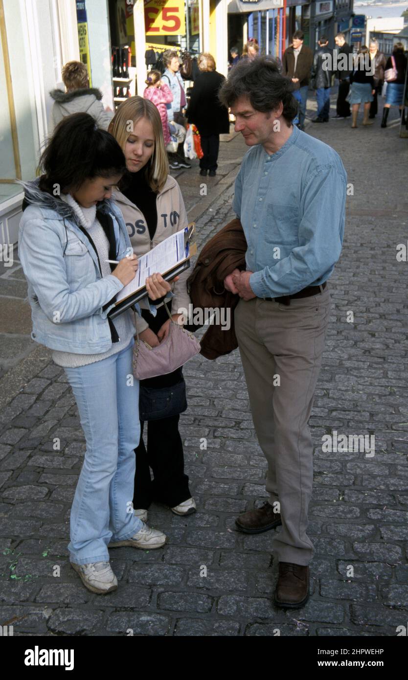 Teenage students interview man hi-res stock photography and images - Alamy