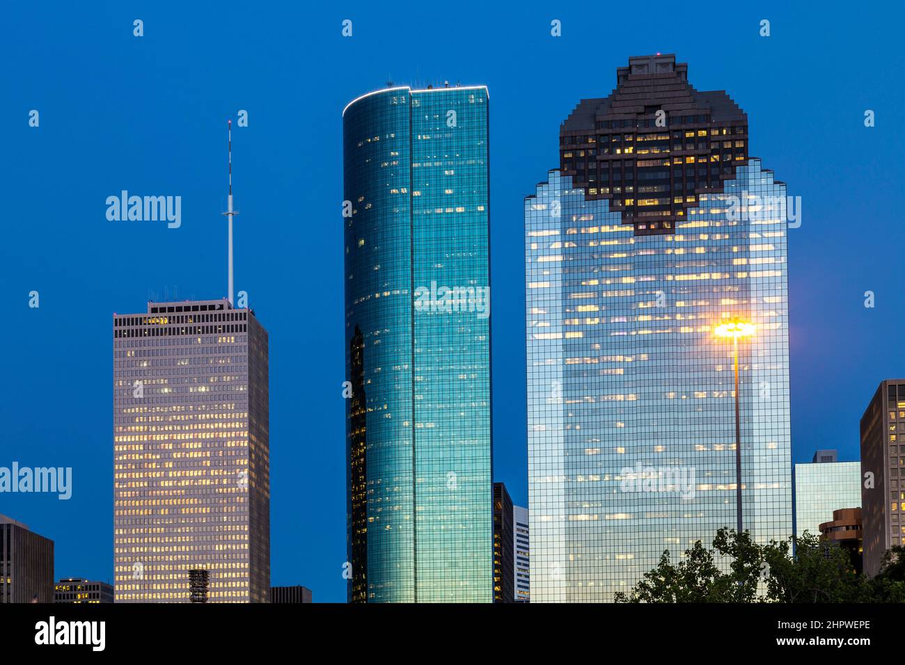 Skyscraper in houston hi-res stock photography and images - Alamy