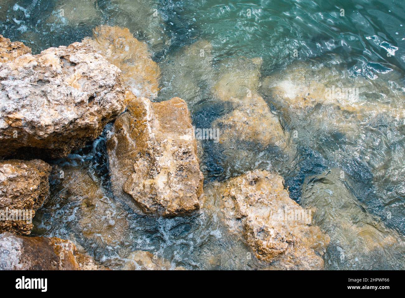 Water waves on lake 4k hi-res stock photography and images - Alamy