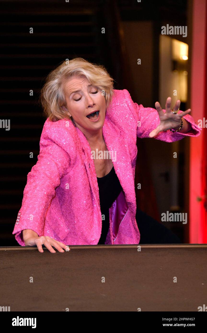 Emma Thompson attending the "Good Luck to You, Leo Grande" premiere ...