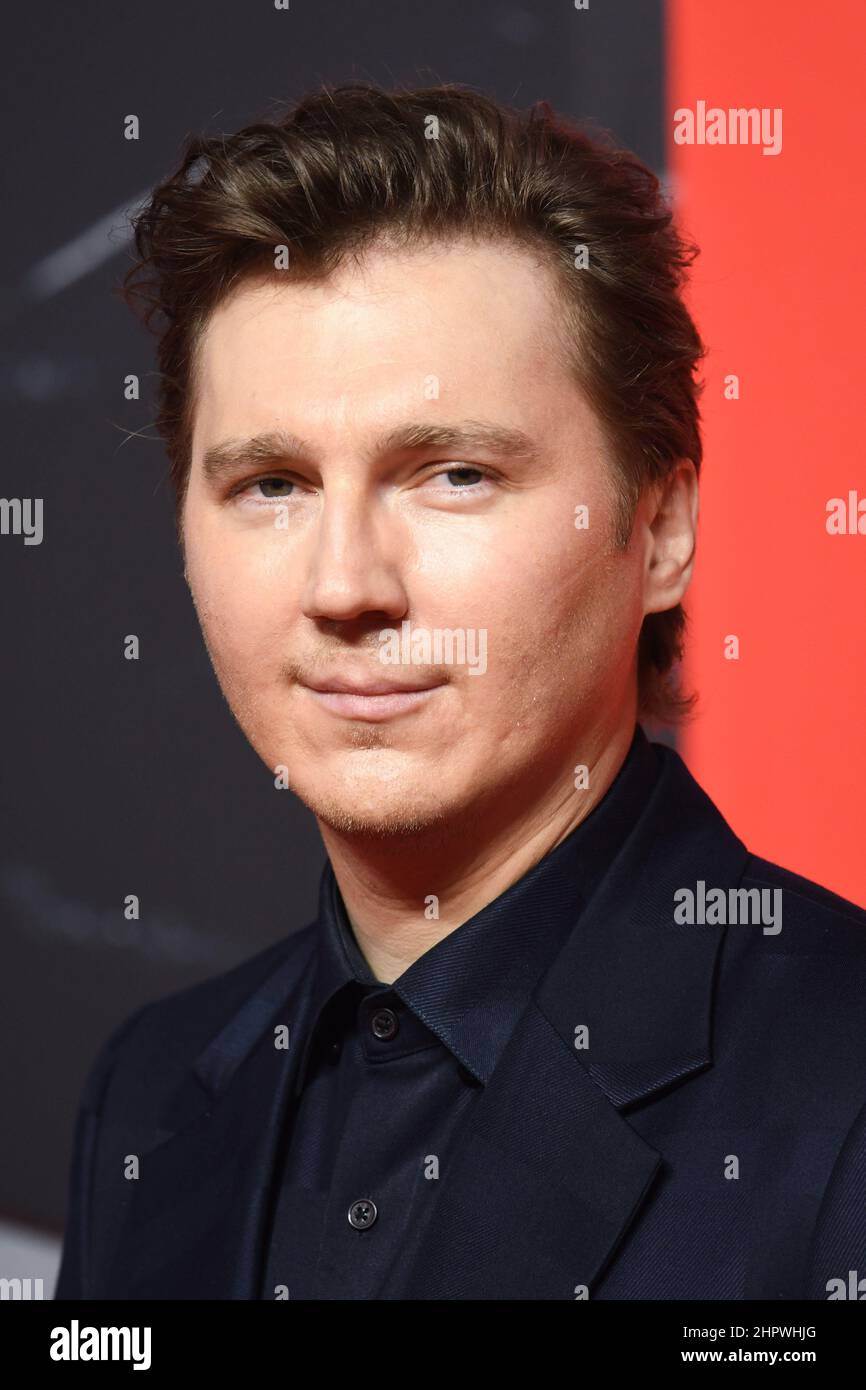 Paul dano the batman hi-res stock photography and images - Alamy