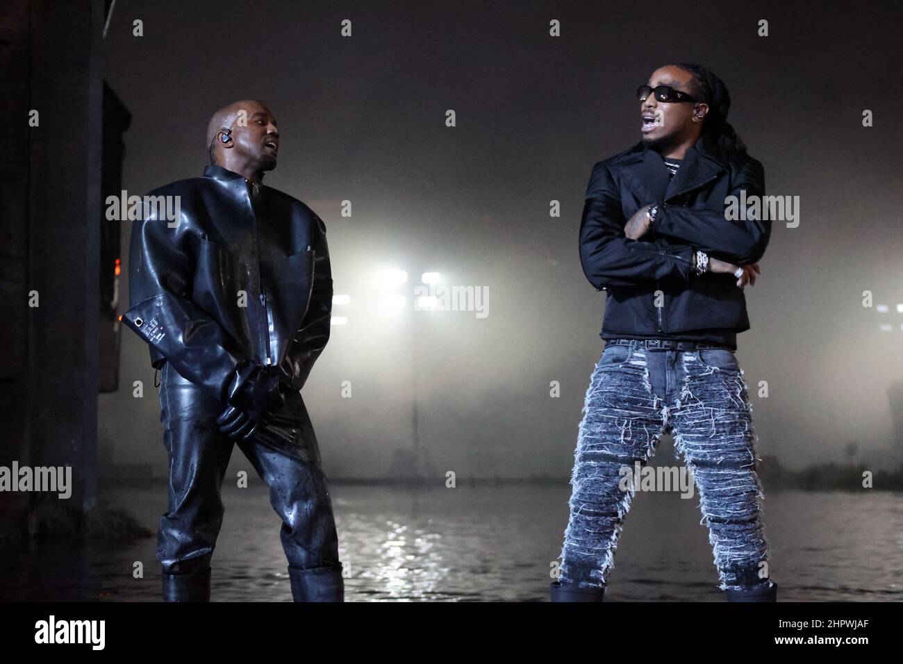 Donda live hi-res stock photography and images - Alamy