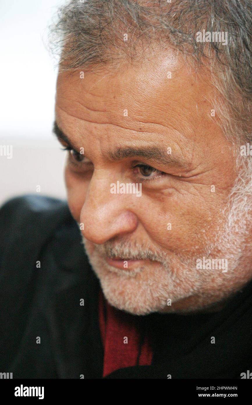 Kenan Isik High Resolution Stock Photography and Images - Alamy