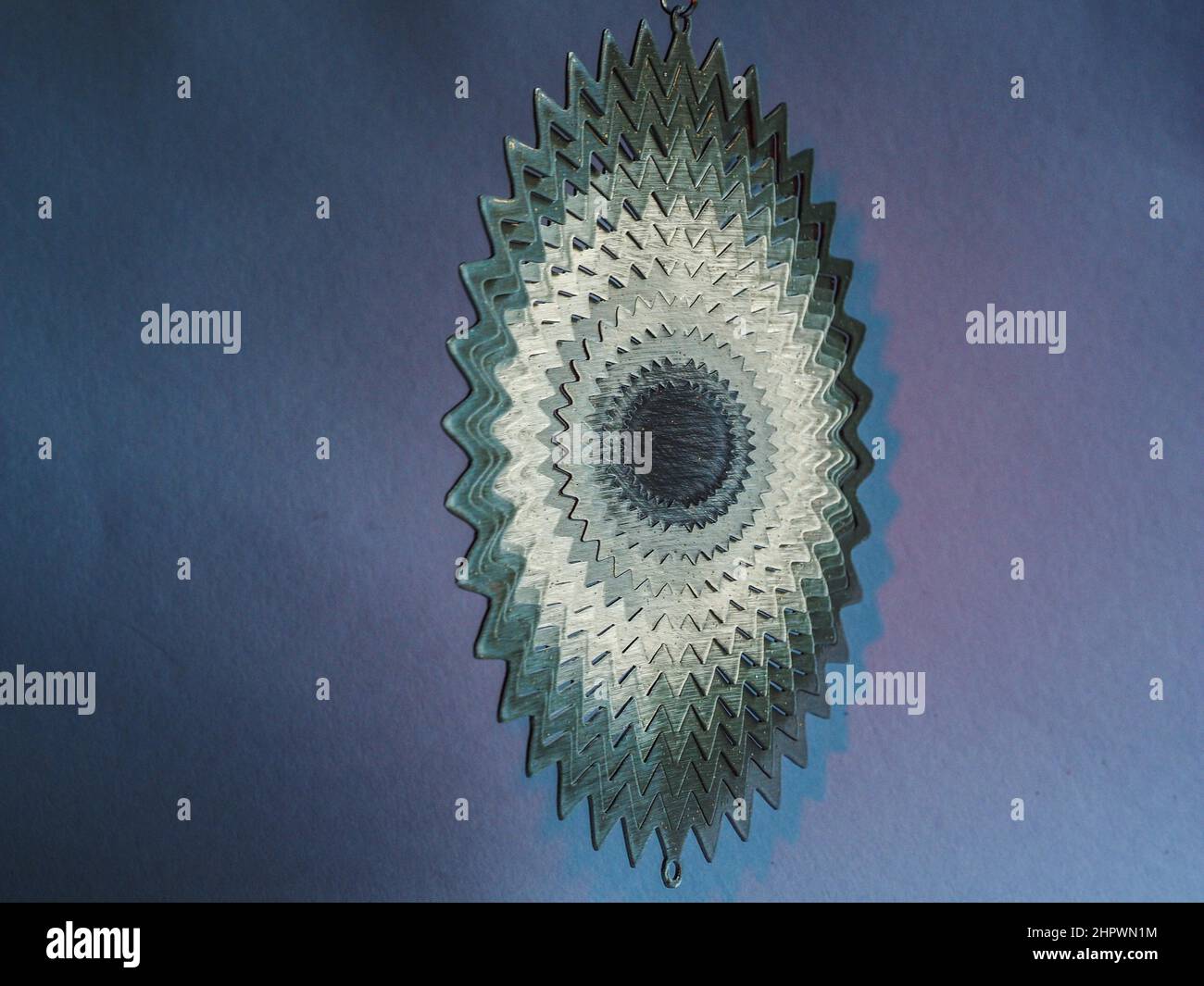 Light reflex, metal wheel, wind chime, serrated wheel, gear rim, bright ...