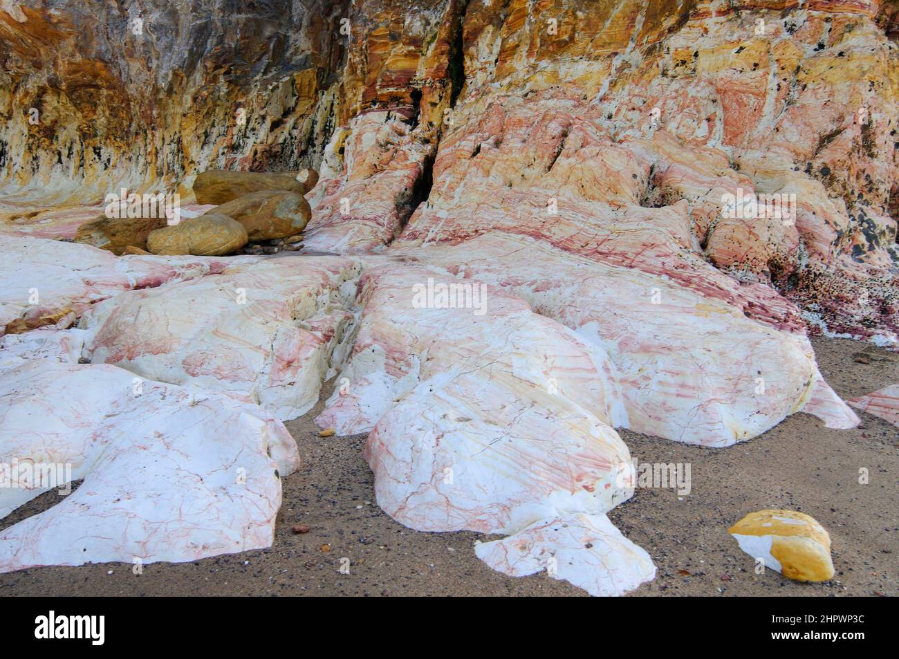 Rock formation on the beach, Darwin, Australia Stock Photo - Alamy