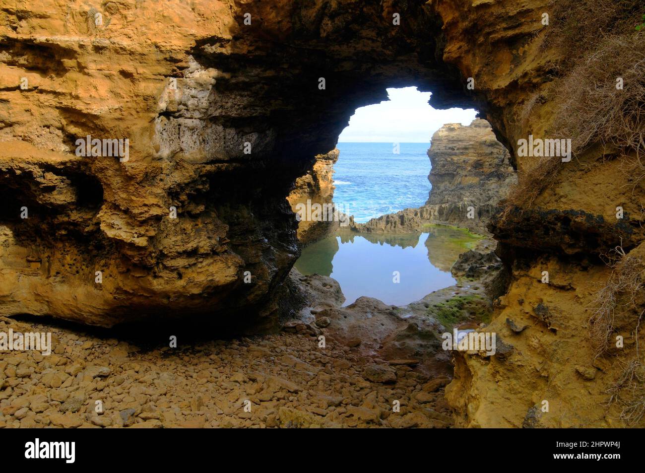Rock Formation The Grotto, Great Ocean Road, Port Campbell National ...