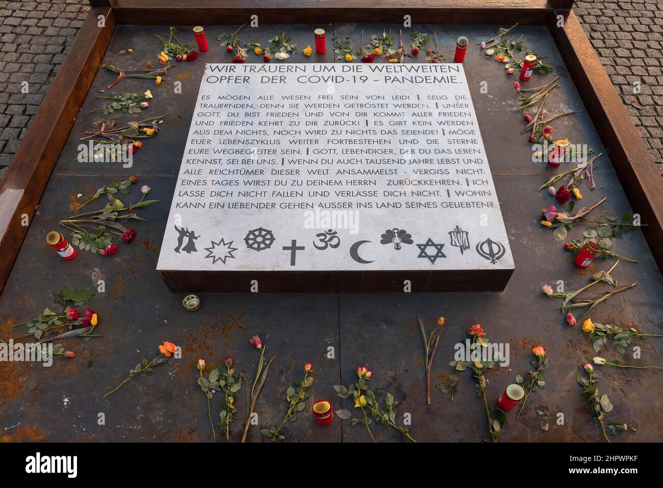 Memorial plaque for the Covid 19 victims worldwide, 2020, Nuremberg ...
