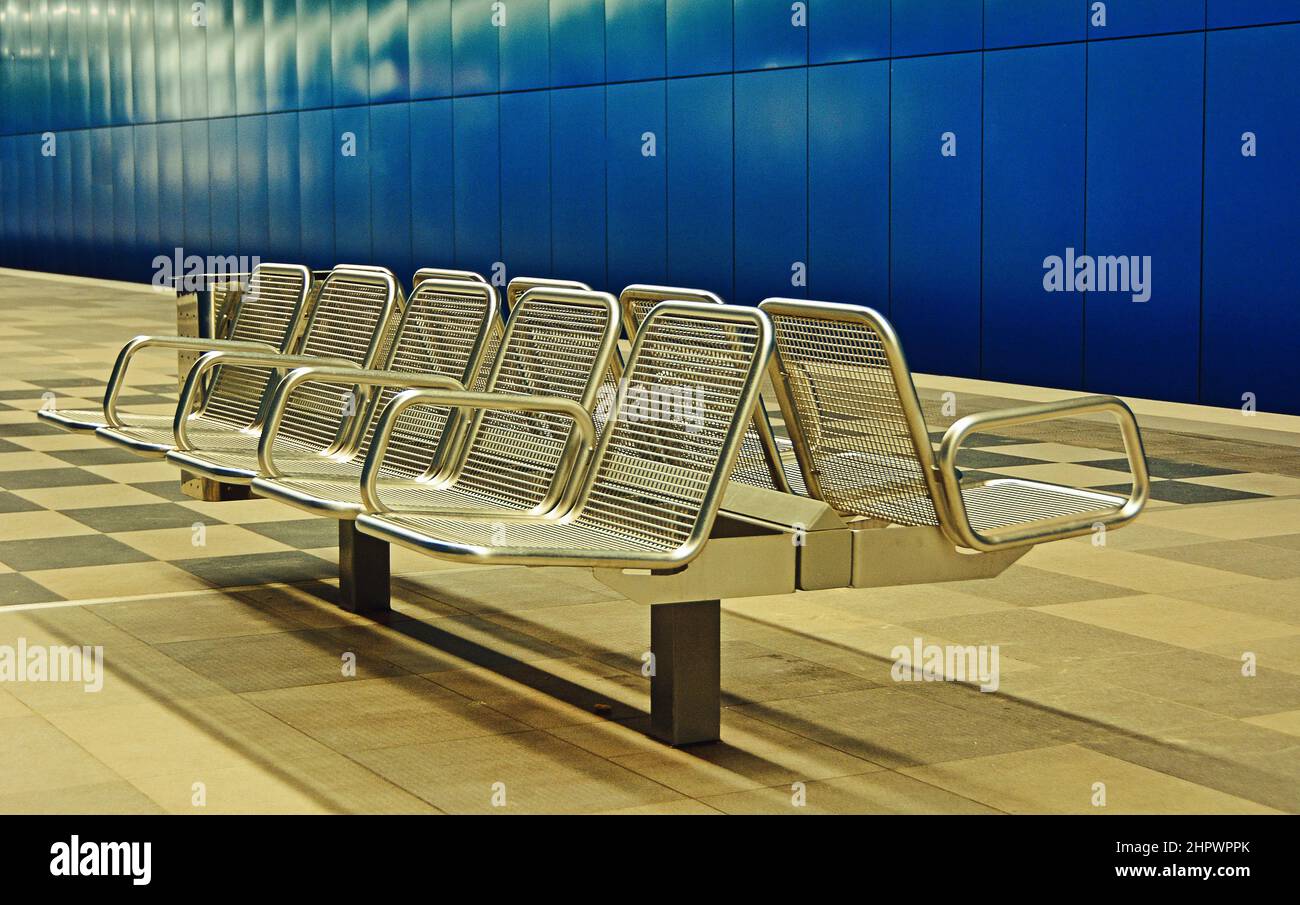 Metal seating, waiting area, blue tiles, underground station, Hafencity ...